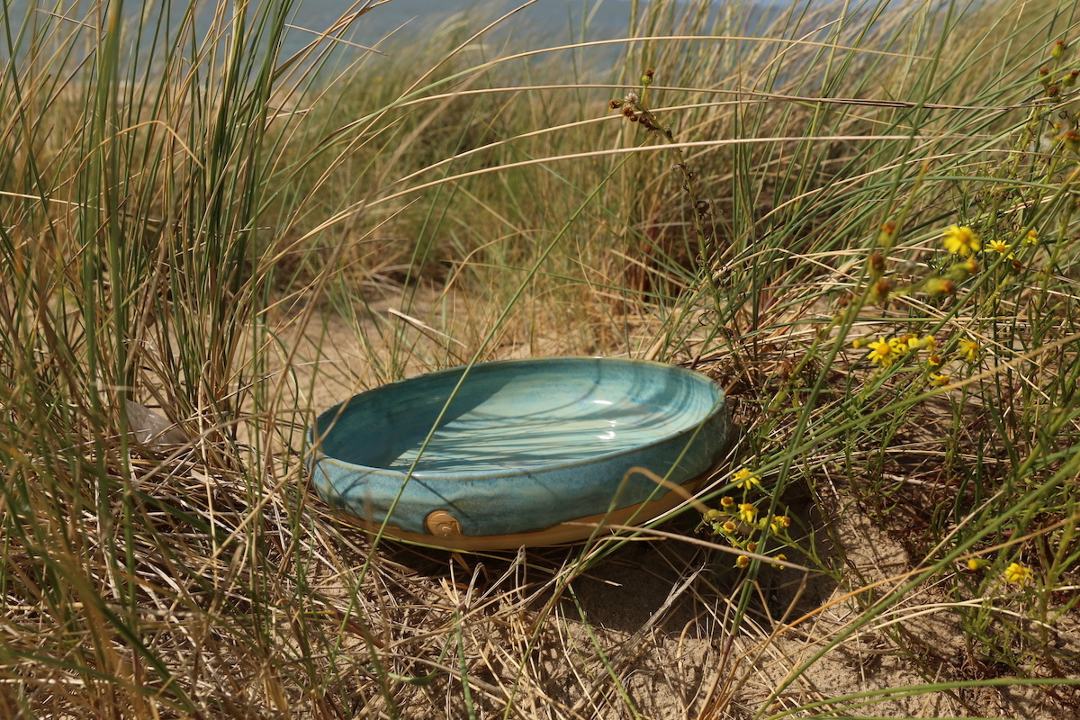 Handmade ceramic scale with unique glazes from the "Mint" service ...