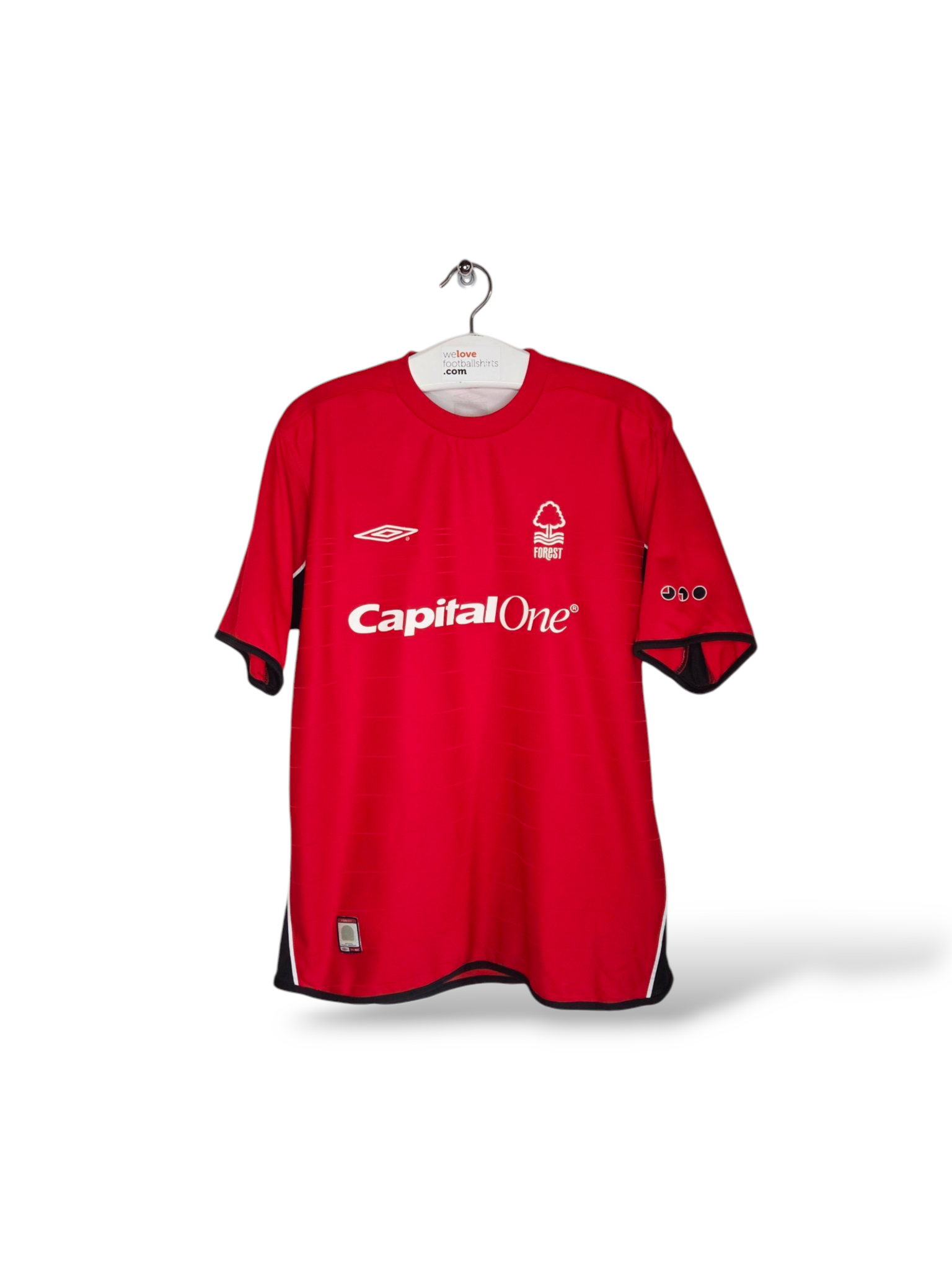 Retro vintage football shirt Nottingham Forest 00s ...