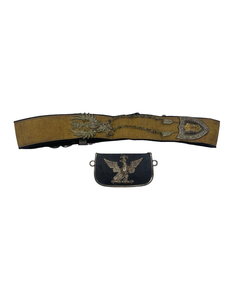 MARVIN'S MILITARY | Italiaanse WO2 Giberne bandolier - Marvin's Military
