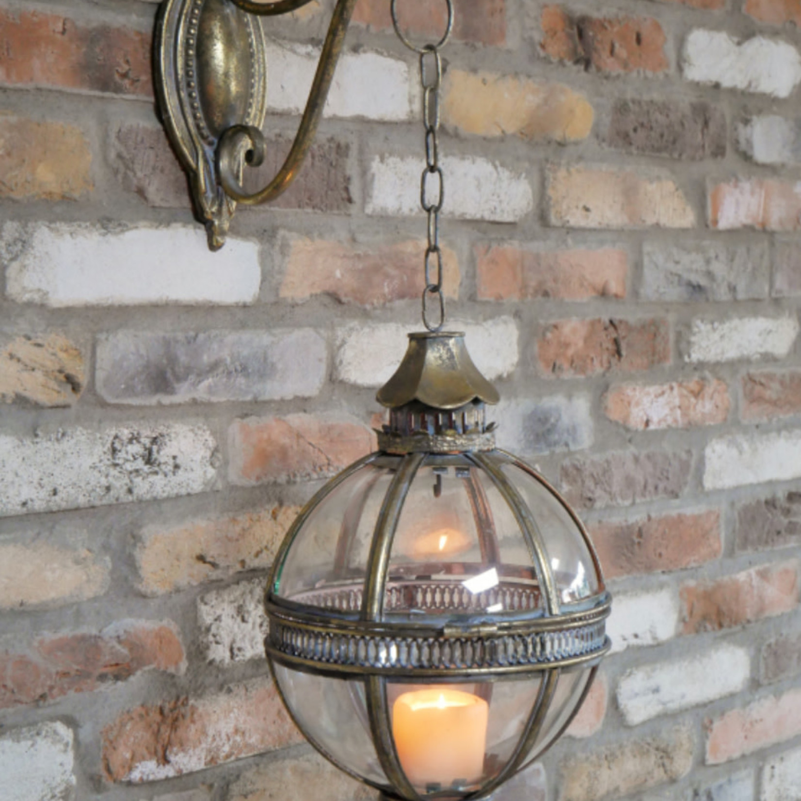 Hanging Lantern & Bracket - Clock’s Home and Garden