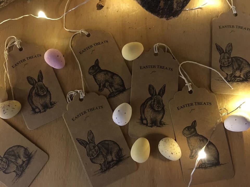 Decoris Easter bunny tags - Clock’s Home and Garden