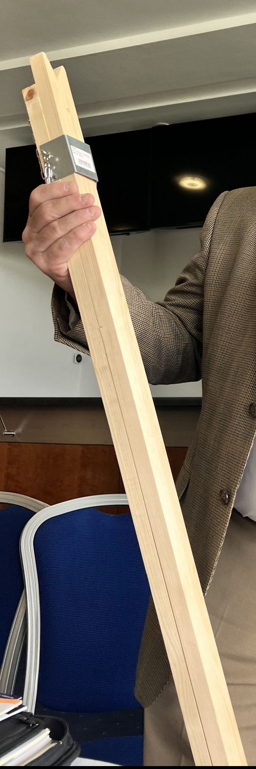 Wooden Clothes Line Prop - Clock’s Home and Garden