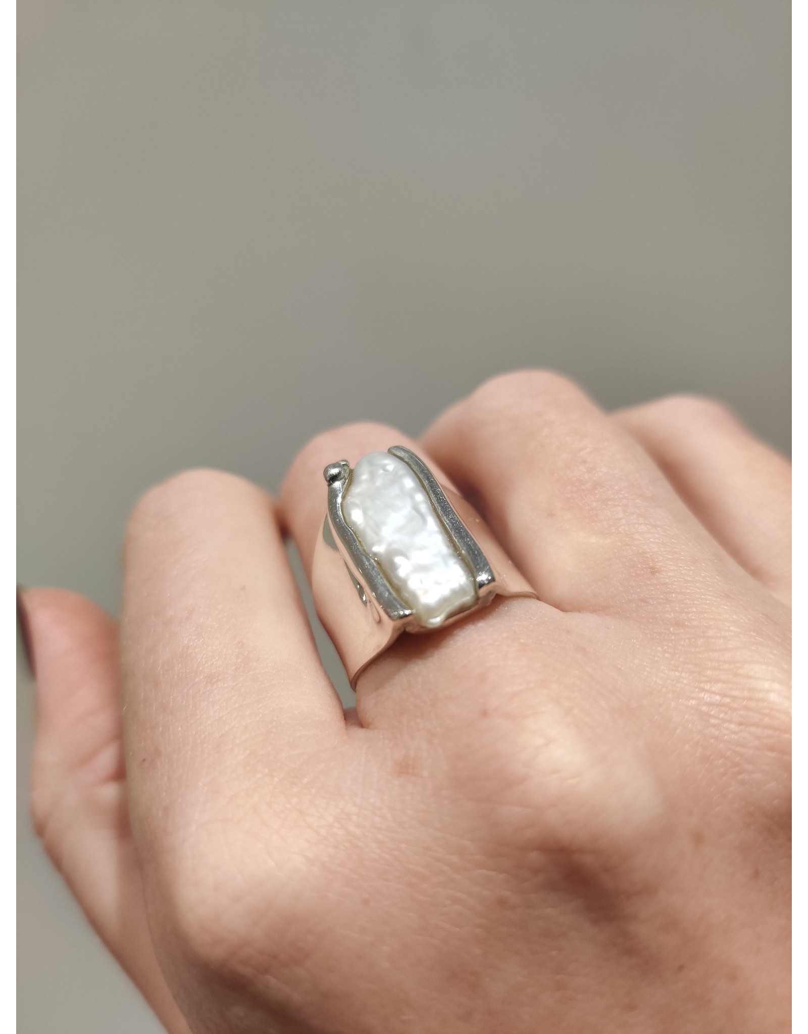 Ring platte parel midi - Kwesto