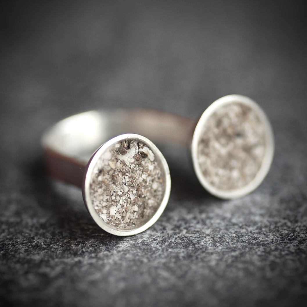 Ash-ring two eclipses