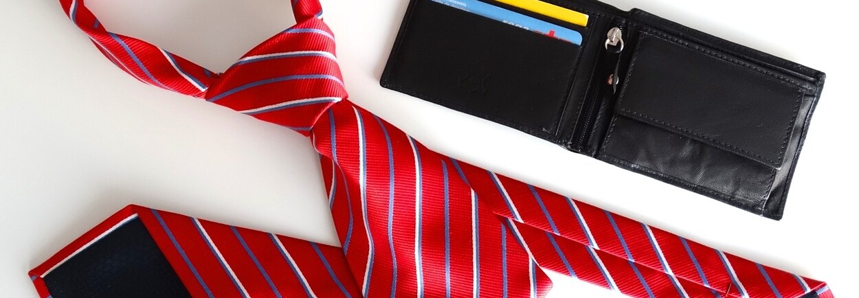 Wallet Basics: 5 Types of Must-have Basic Wallets for your Closet ...