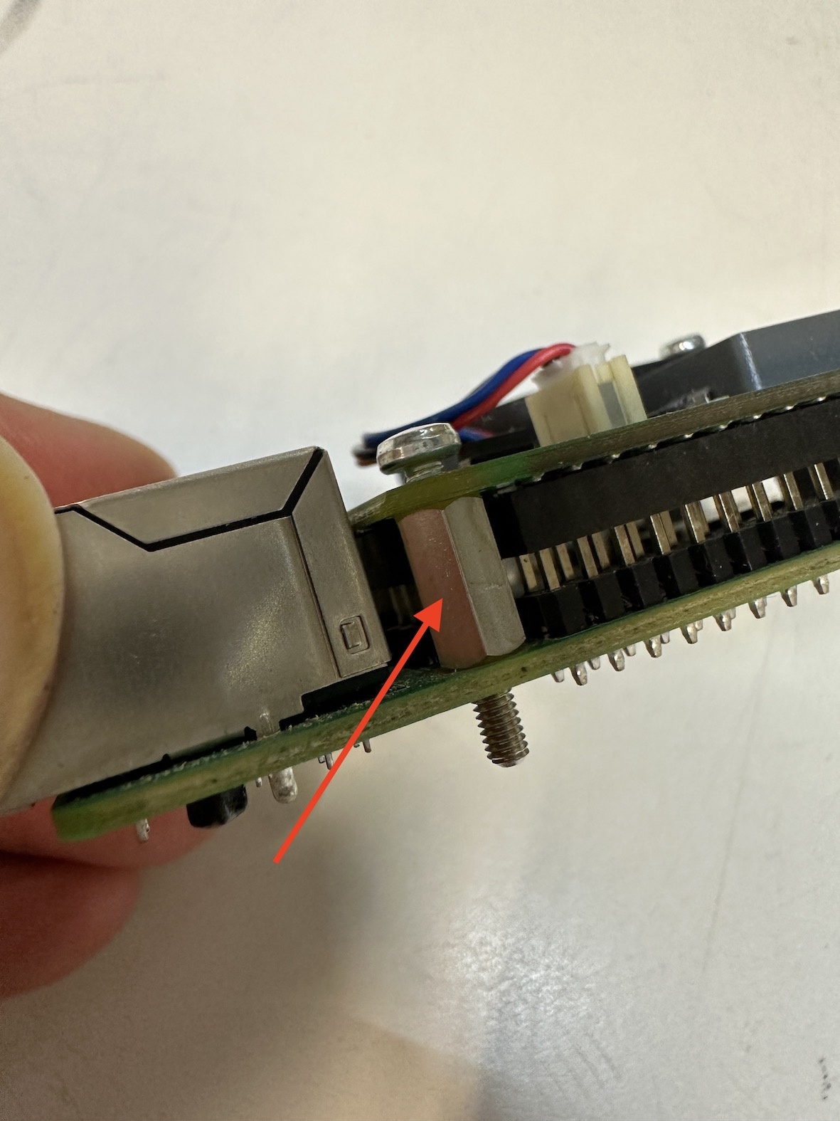 4 stuks stand-offs en schroefjes voor de Raspberry Pi PoE HAT (4 en 3 ...