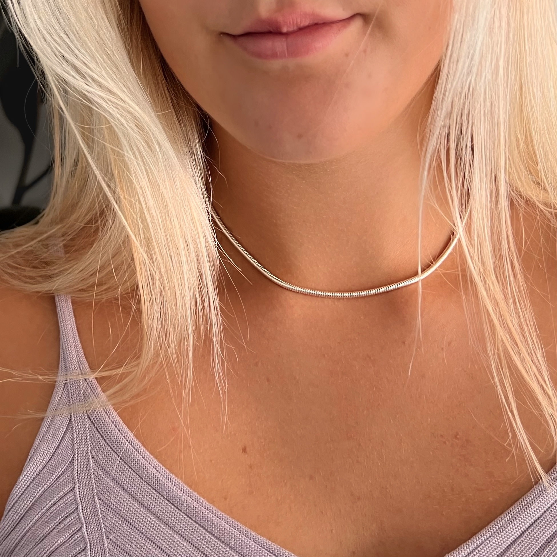 LILA Silver Magnolia Necklace - Joulberry