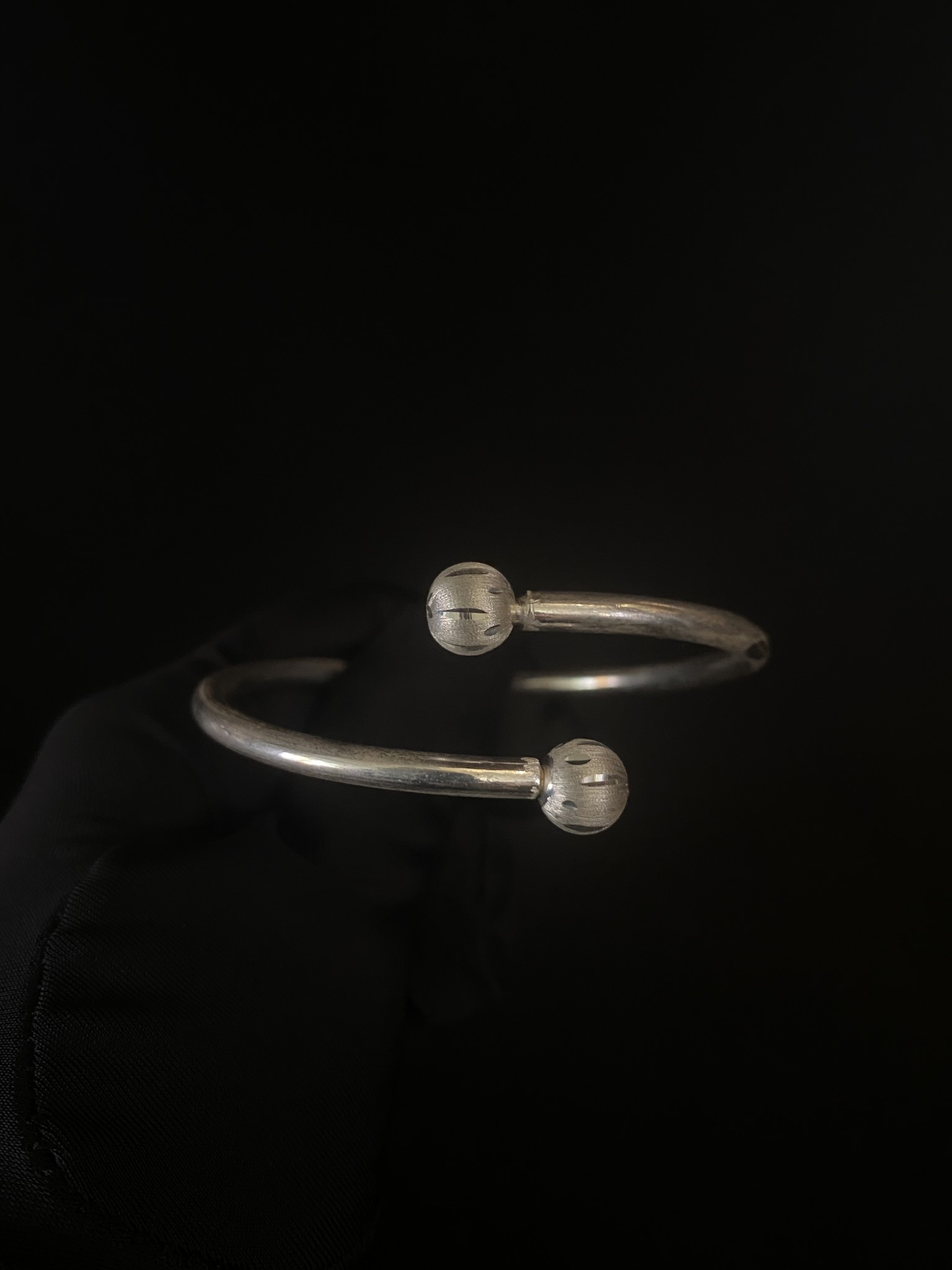Armband boei met bewerkte diamond cut ballen zilver - De Goud Winkel