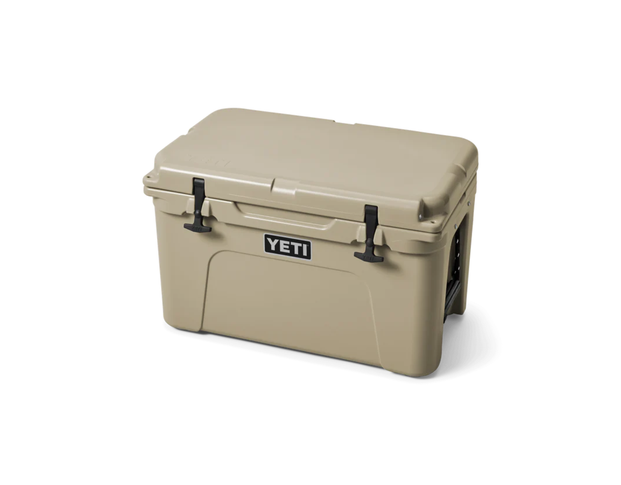 Yeti Tundra 45 Desert Tan - Behind the Pines