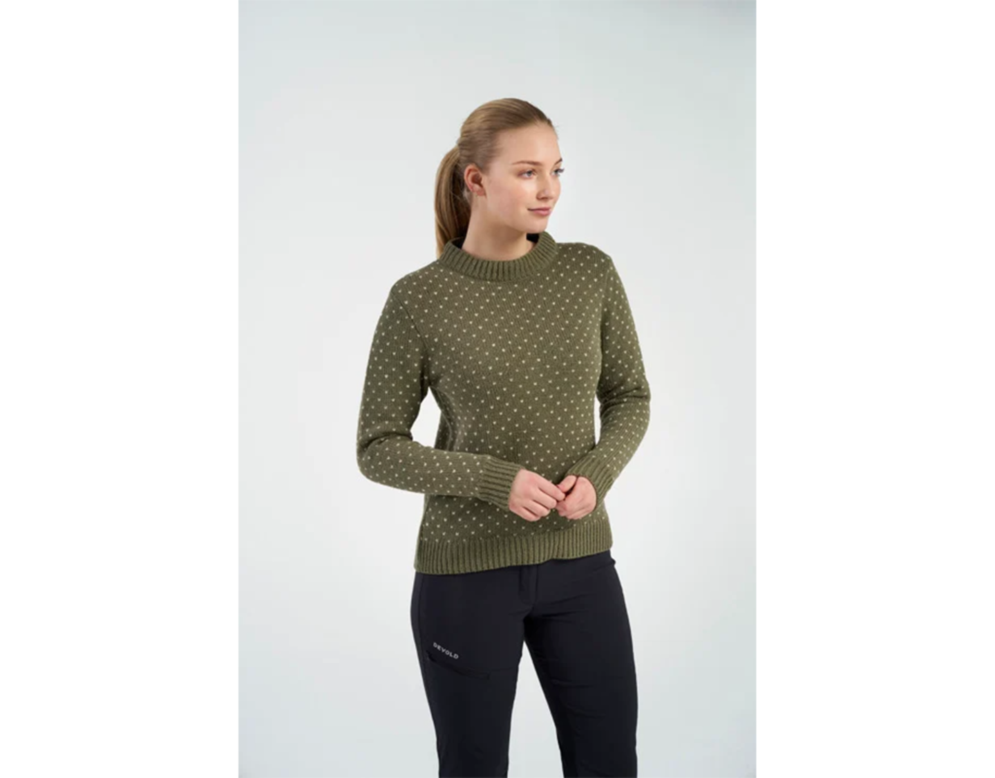 Devold Sørisen Wool Sweater Lichen / Off White | Behind The Pines ...