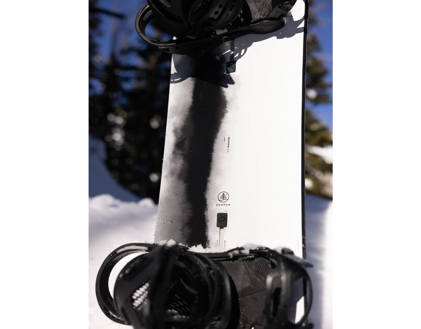 Burton Family Tree Short Stop 2025 Snowboard - Behind the Pines