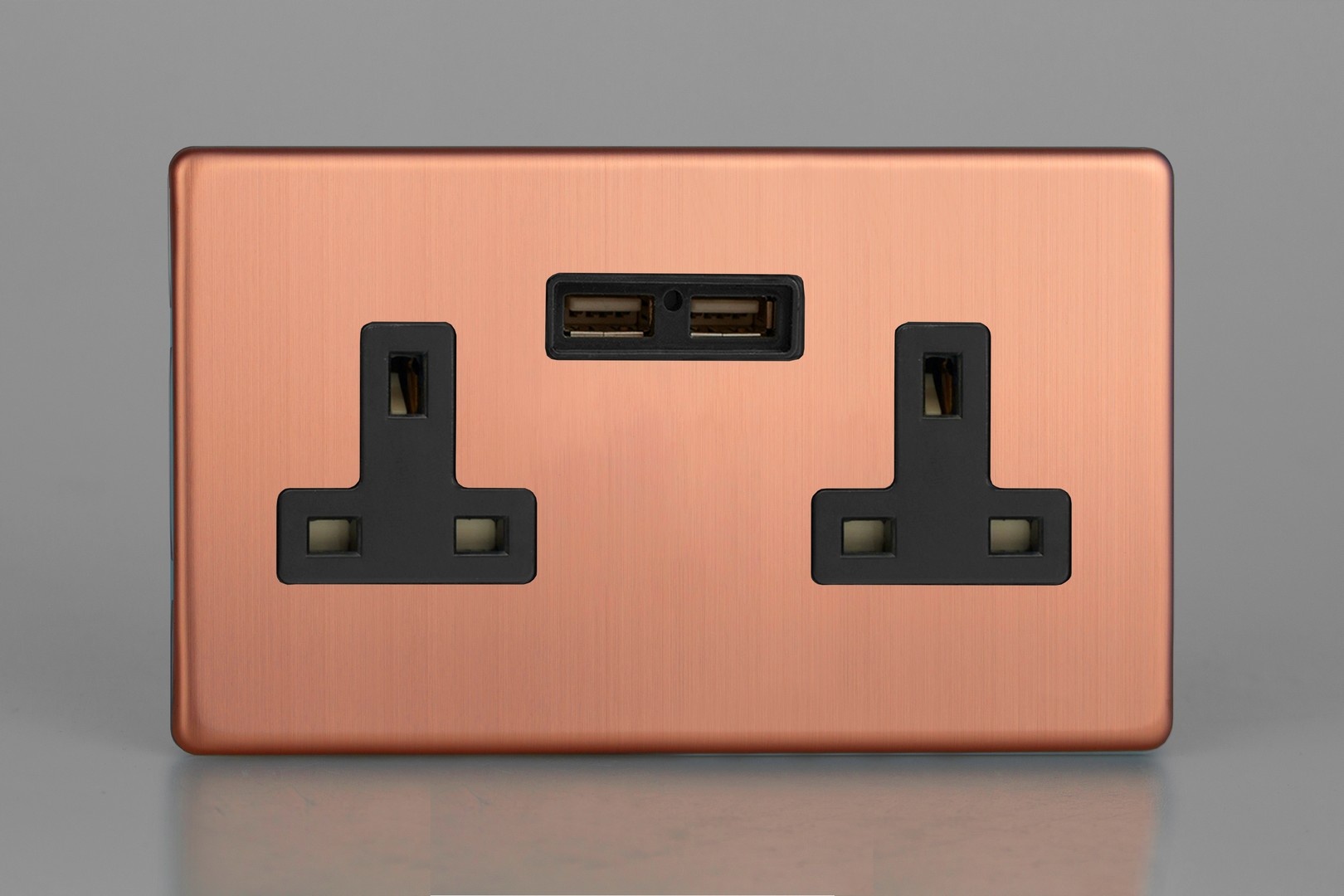 Varilight Urban Screwless 2-Gang 13A Unswitched Socket + 2x5V DC 2100mA ...