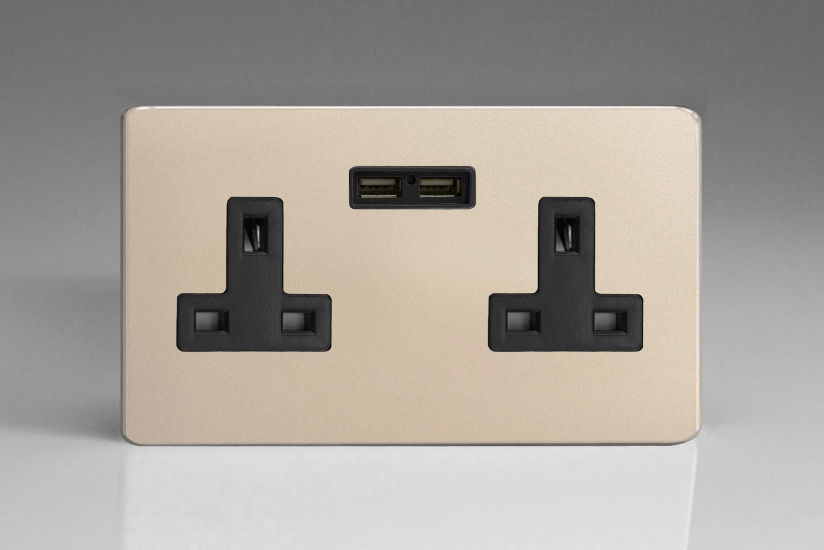Varilight Screwless 2-Gang 13A Unswitched Socket + 2x5V DC 2100mA USB ...