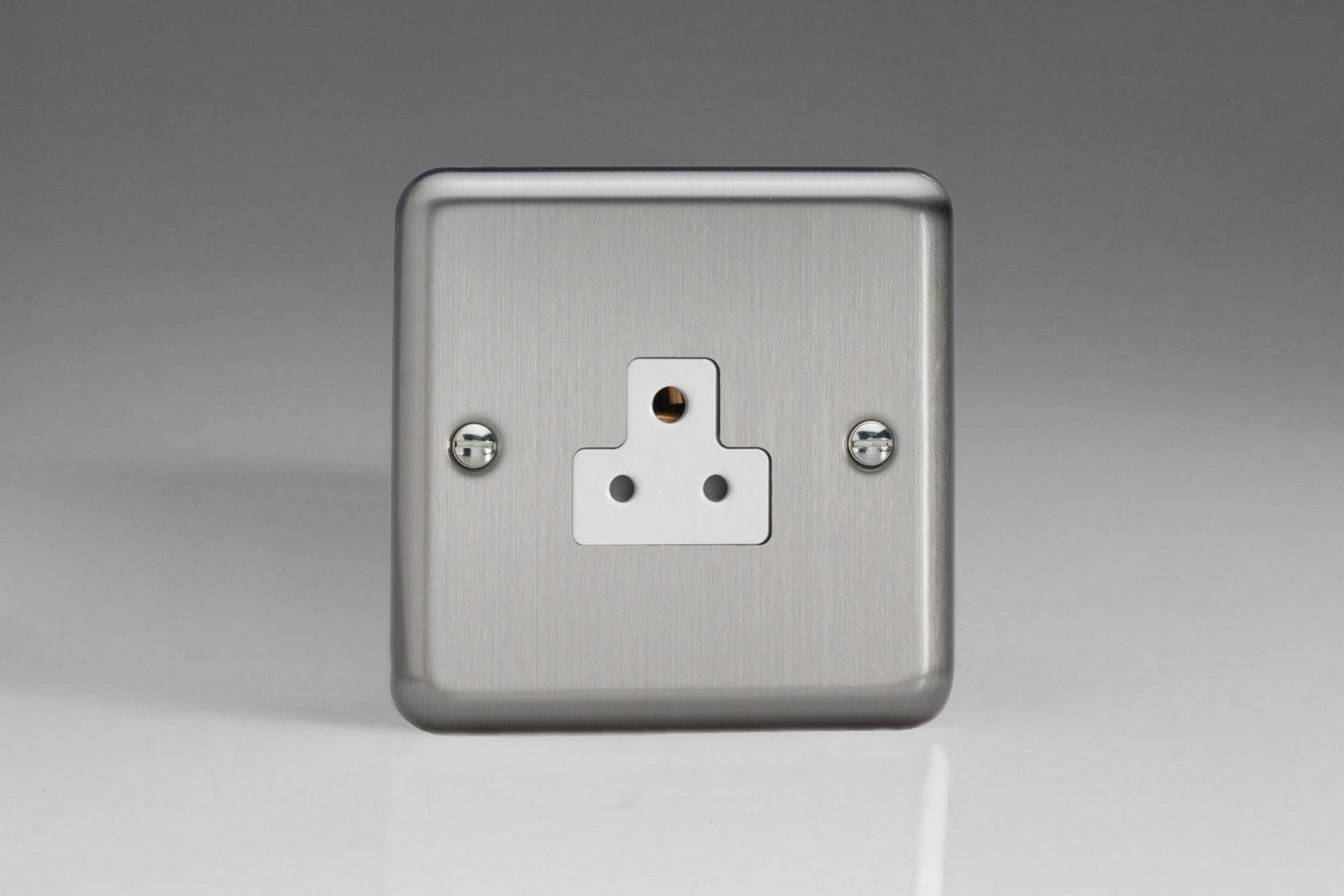 Varilight Classic 1-Gang 2A Round Pin Socket White Matt Chrome White ...