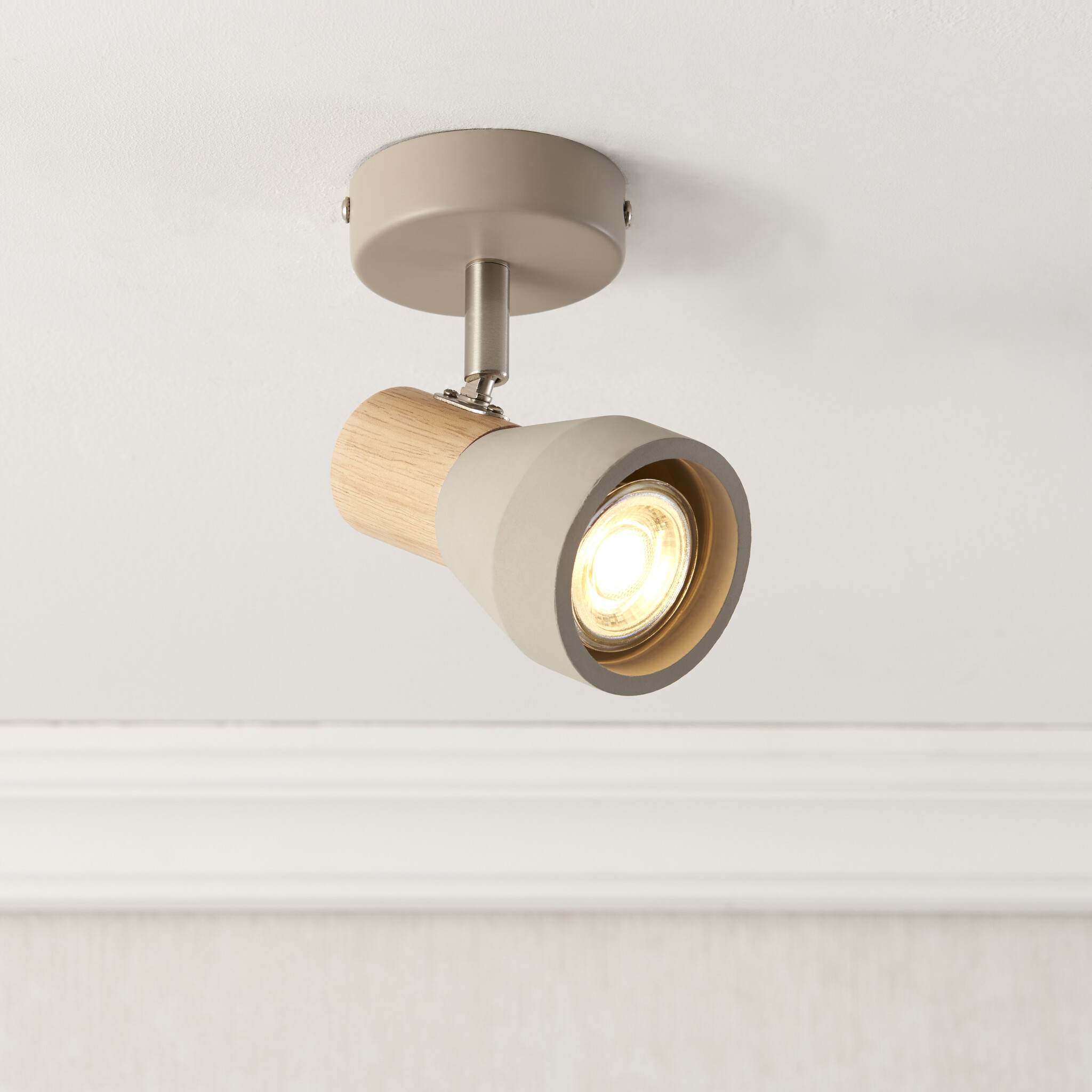 Comet 1lt Spot - The Factory Shop - Poole Lighting