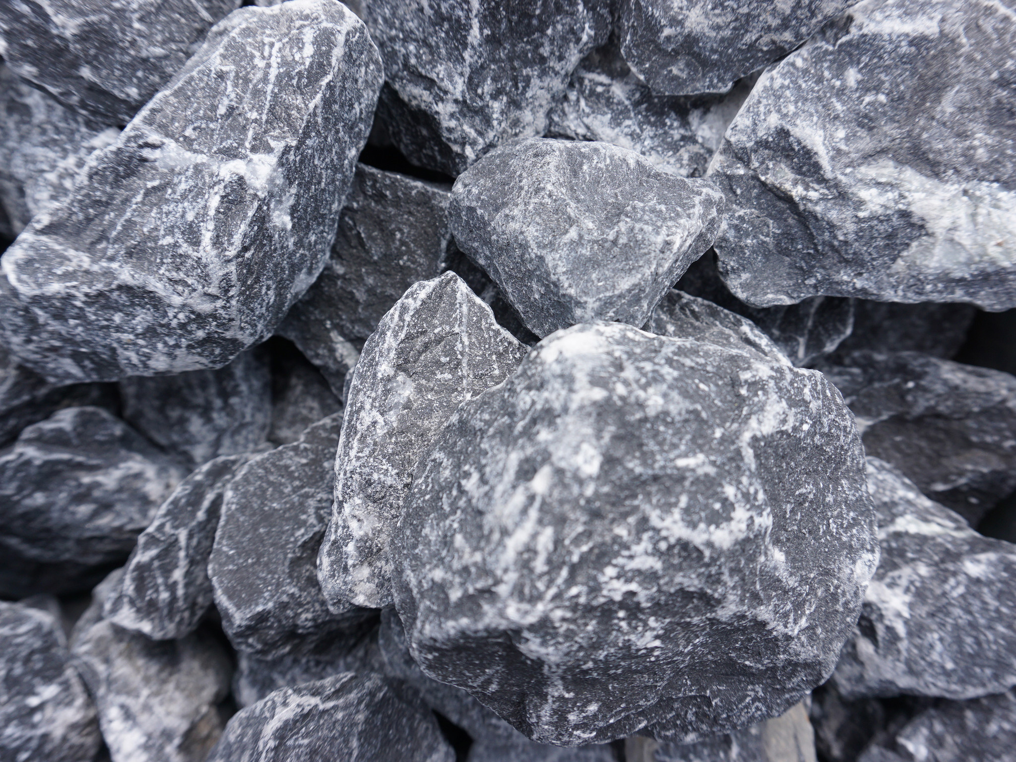 Ardenner Splitt Grau 40-80mm - Emmerich Naturstein