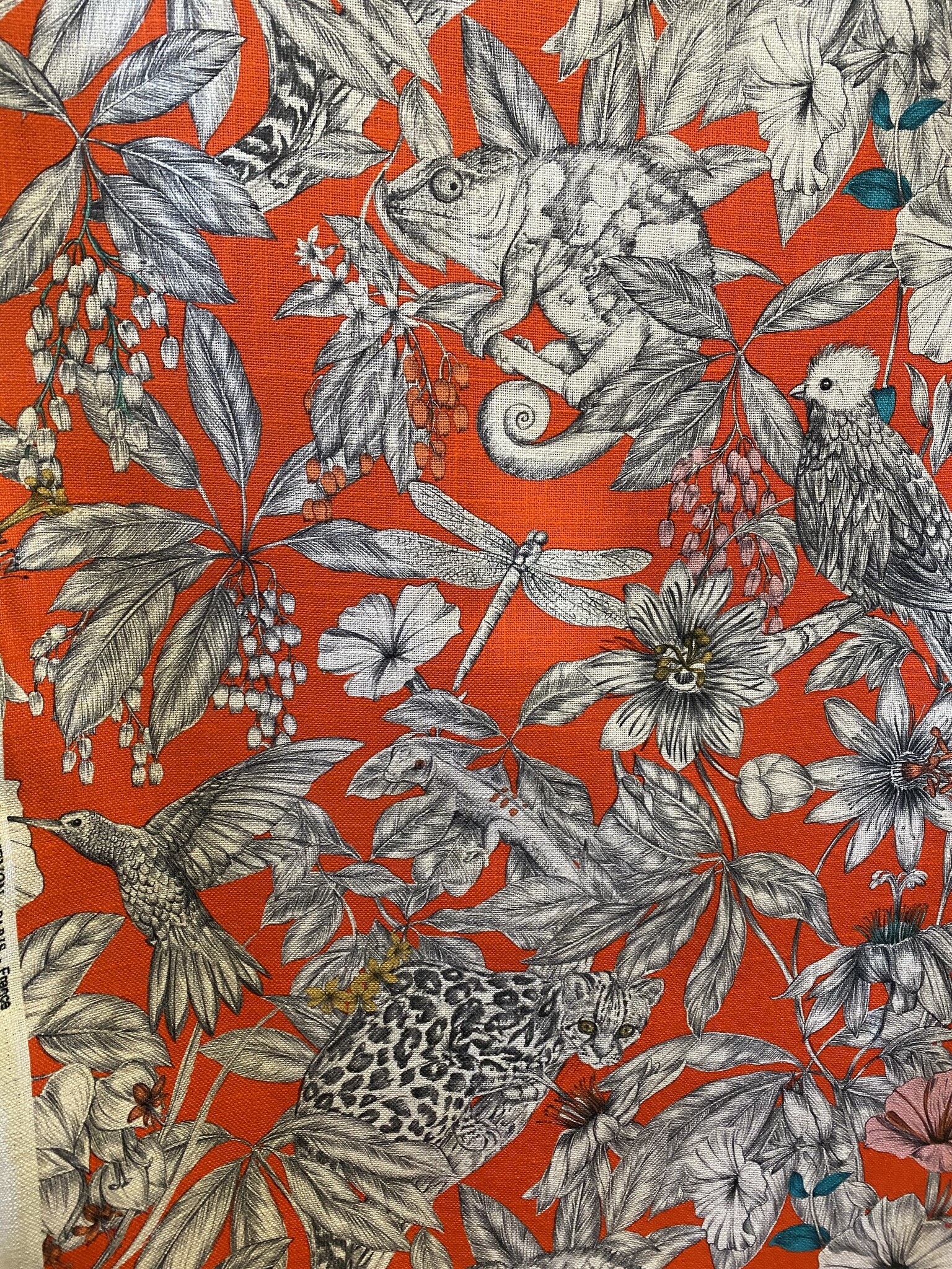 Tropical linen fabric bright orange background - Le Grenier du Lin