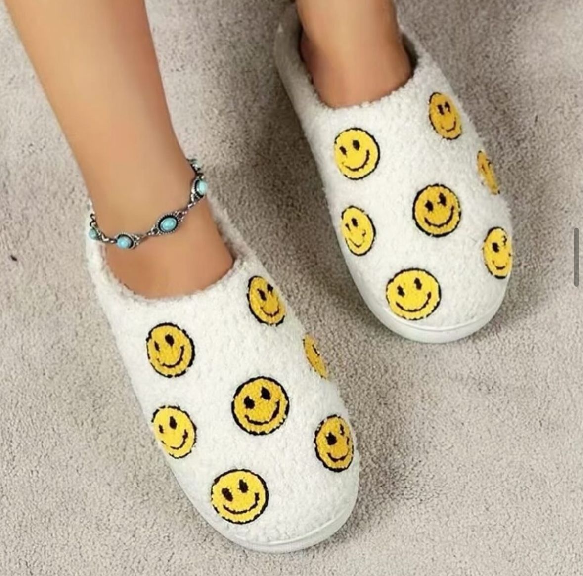 Sloffen kleine smiley | LiBi Fashion & Accessories - LiBi Fashion ...
