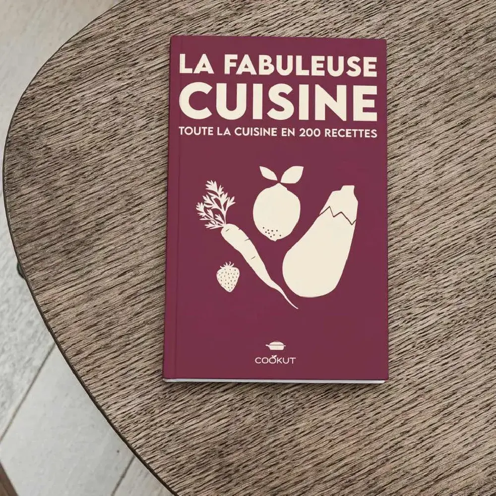 Livre de 200 Recettes - La Fabuleuse Cuisine Violet - Cookut - Hopono