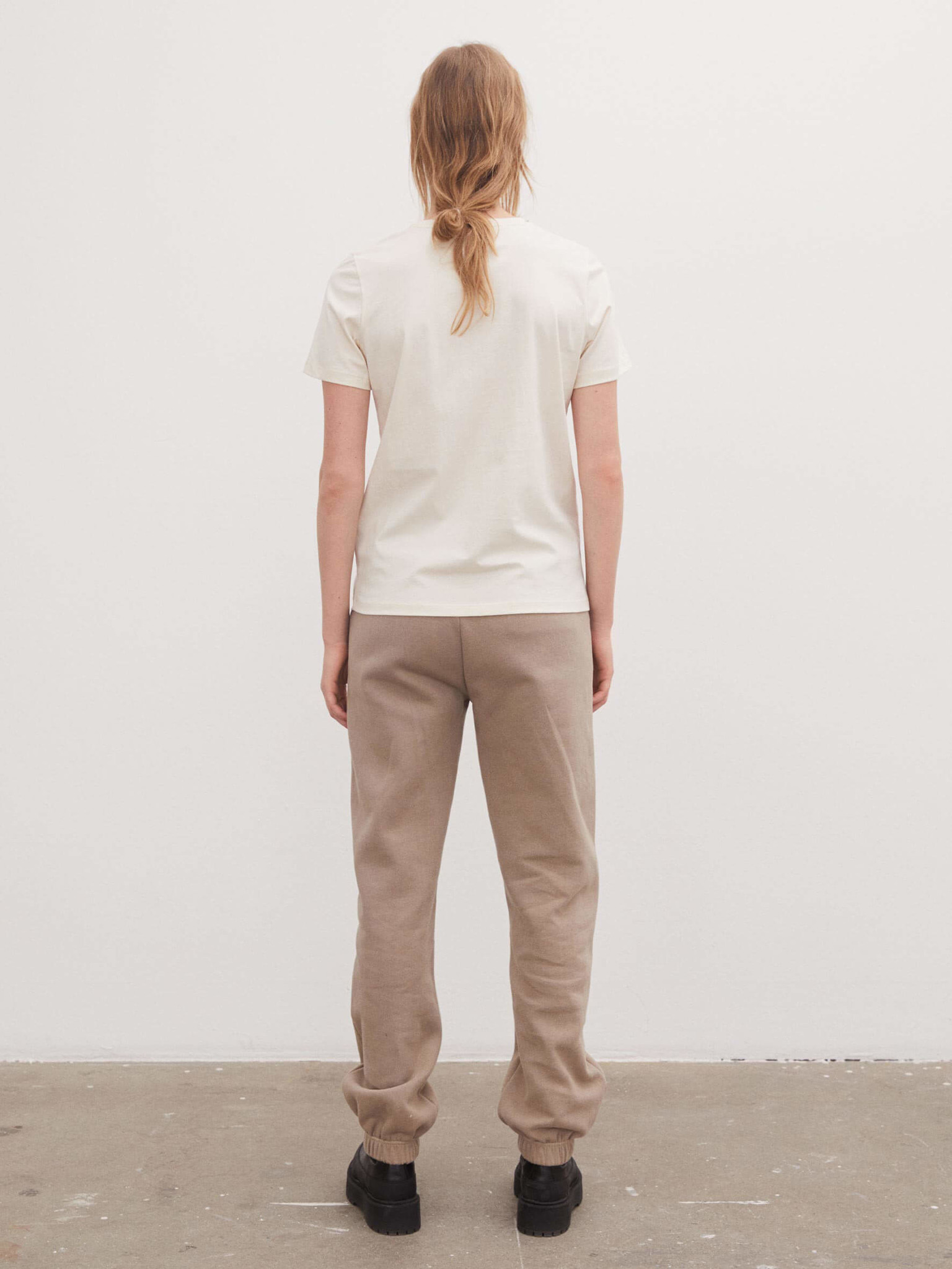 Desmos Cream - Butik Alkmaar