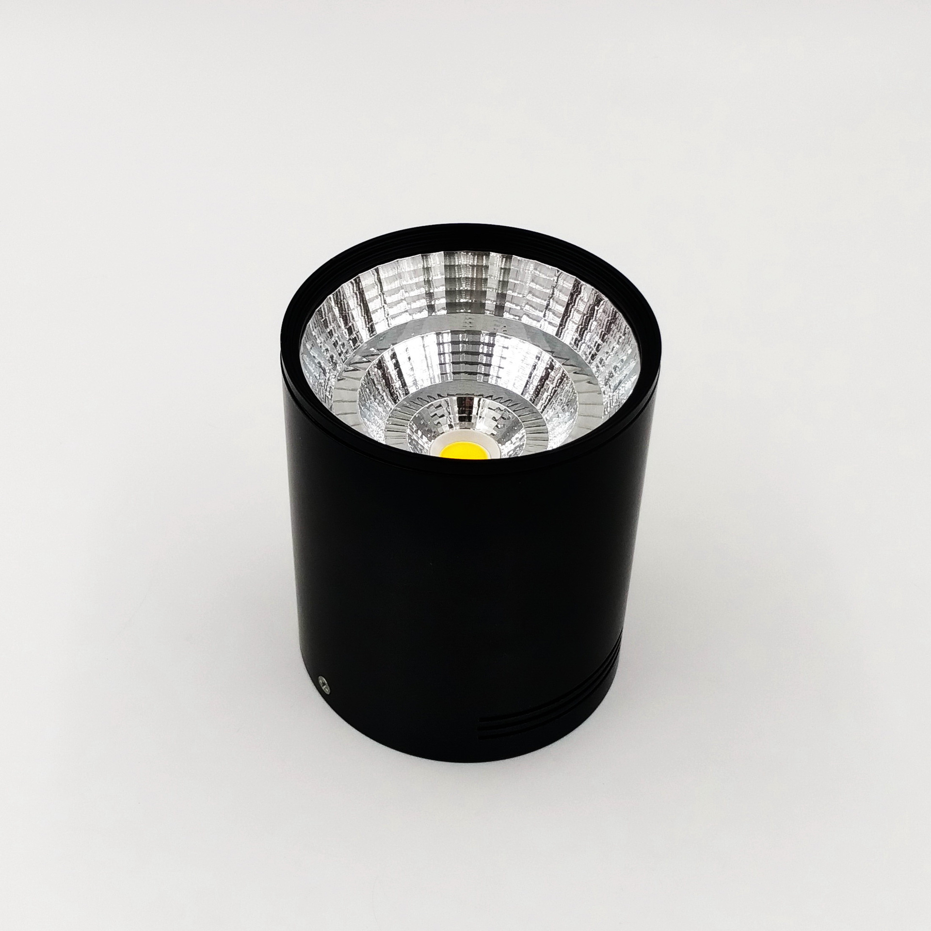 Spot LED applique plafond blanc ou noir 7W dimmable - Ledspot-planet