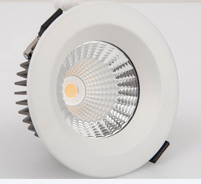 Badkamer LED spot IP65 zaagmaat 110mm wit 10W - Ledspot-planet