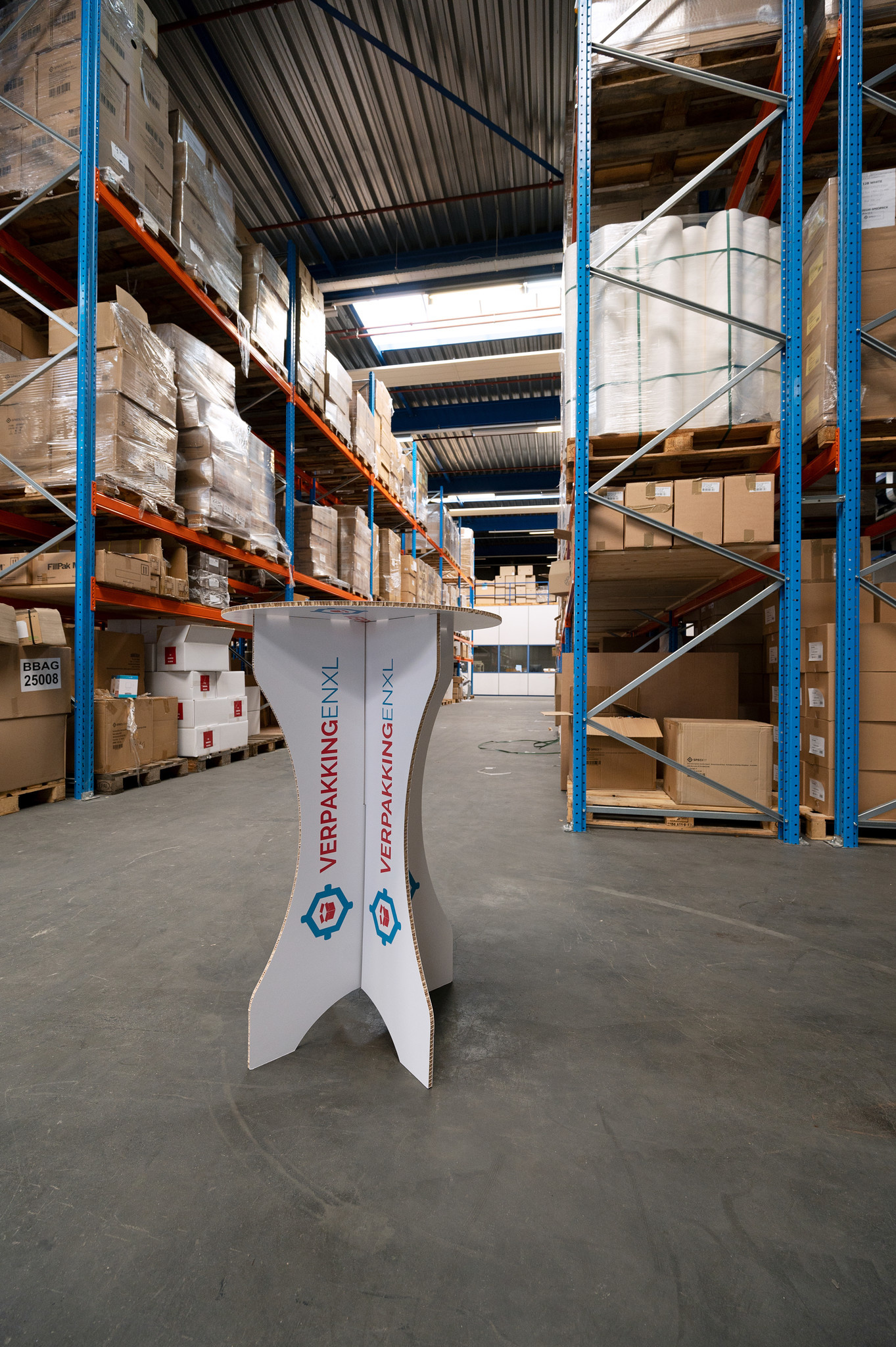 Custom Design Projects - Printed standing tables for PackagingXL - KarTent