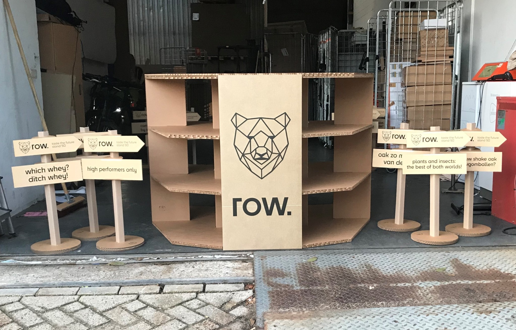 Exhibition furniture for Row. - KarTent webshop