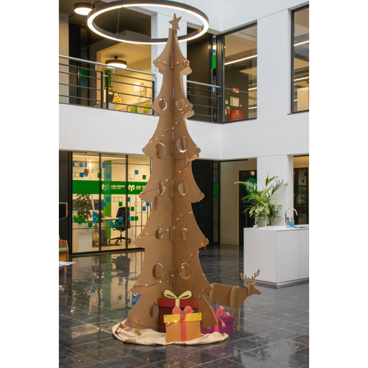 Cardboard Christmas tree XL | 3,3 meters high - KarTent