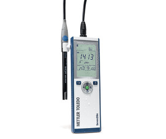 Pocket pH meter Seven2Go pH/mV S2 standard Kit