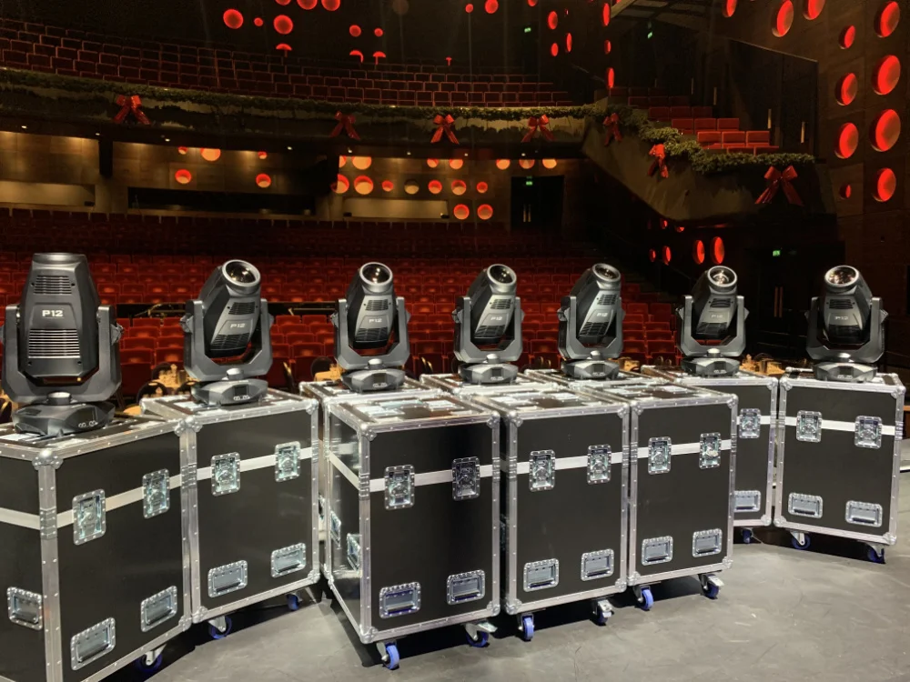 Reisopera Enschede inversteert in JB-Lighting P12 - Podiumtechniek B.V.