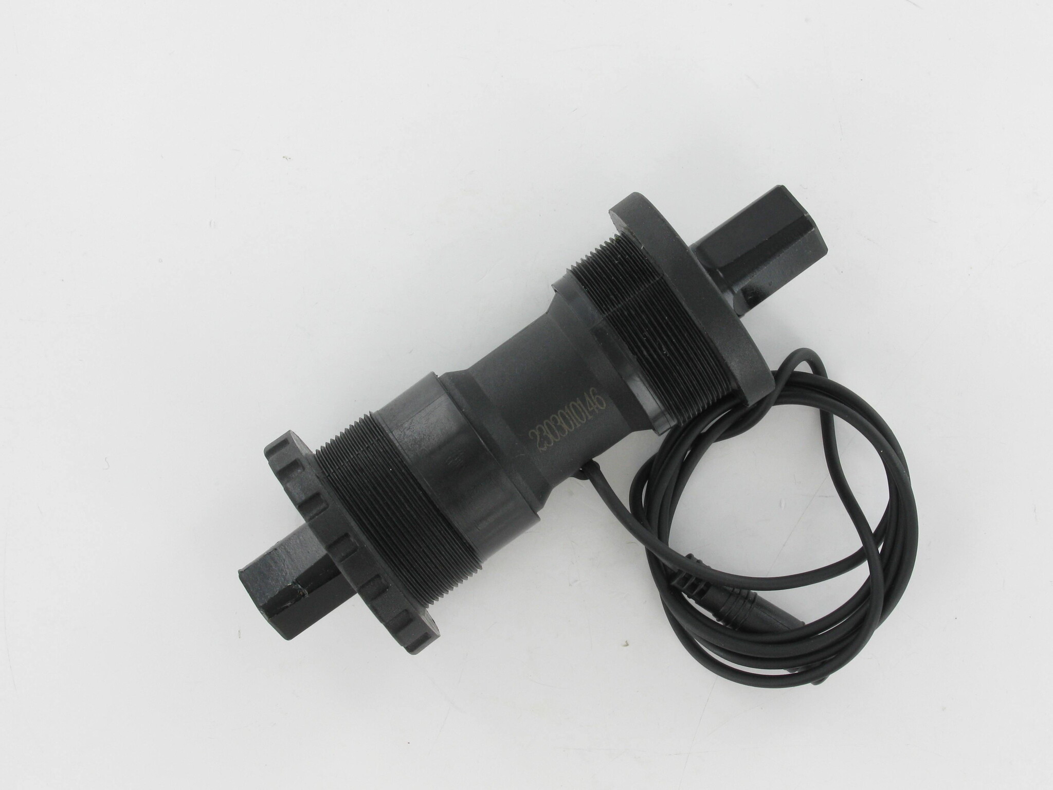 Bottom bracket with sensor