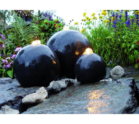 Waterbollen en fonteinen specialist | Meer dan 300 modellen! - Eliassen ...