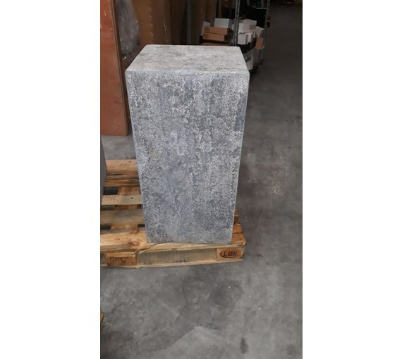 Natural stone pedestals | Beautiful pedestals for pots and statues ...