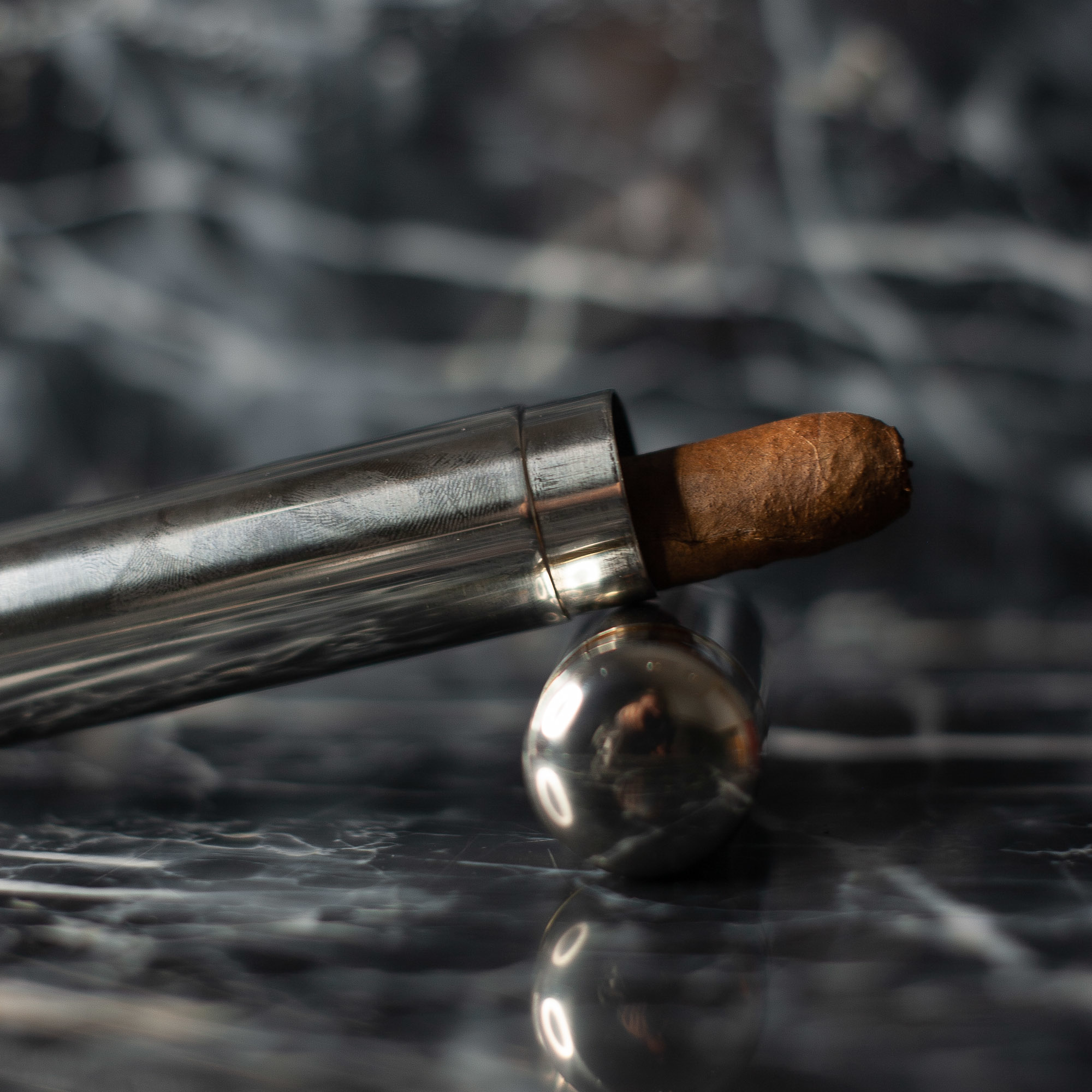 Metalen sigarenkoker voor één sigaar - Cuberna.nl
