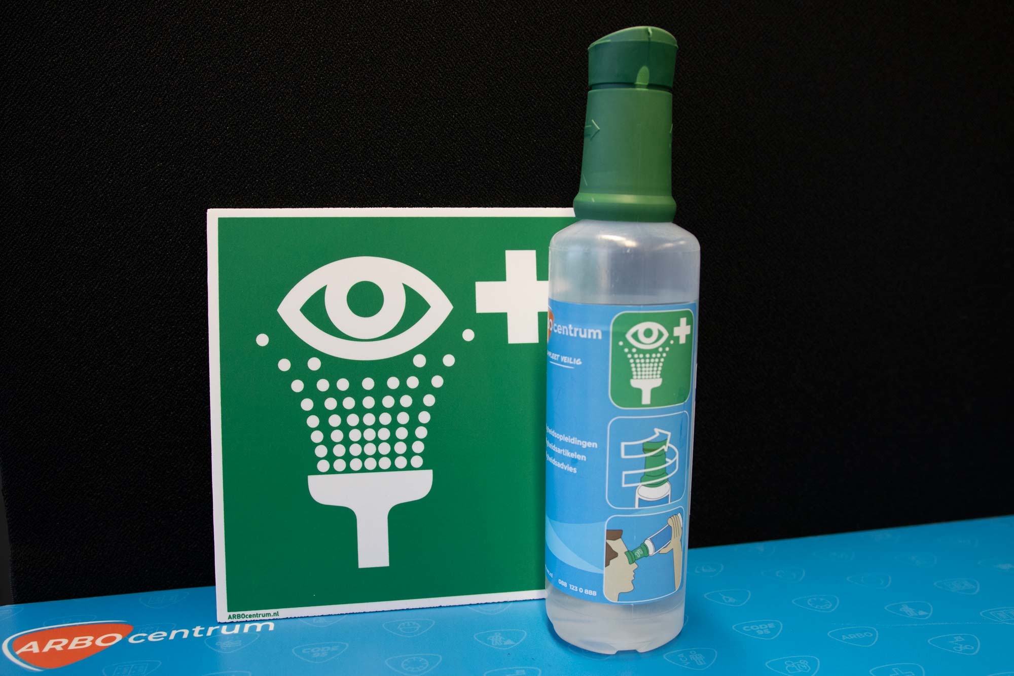 3 tips bij het gebruik van een oogdouche | Lees het in onze blog | ARBO ...