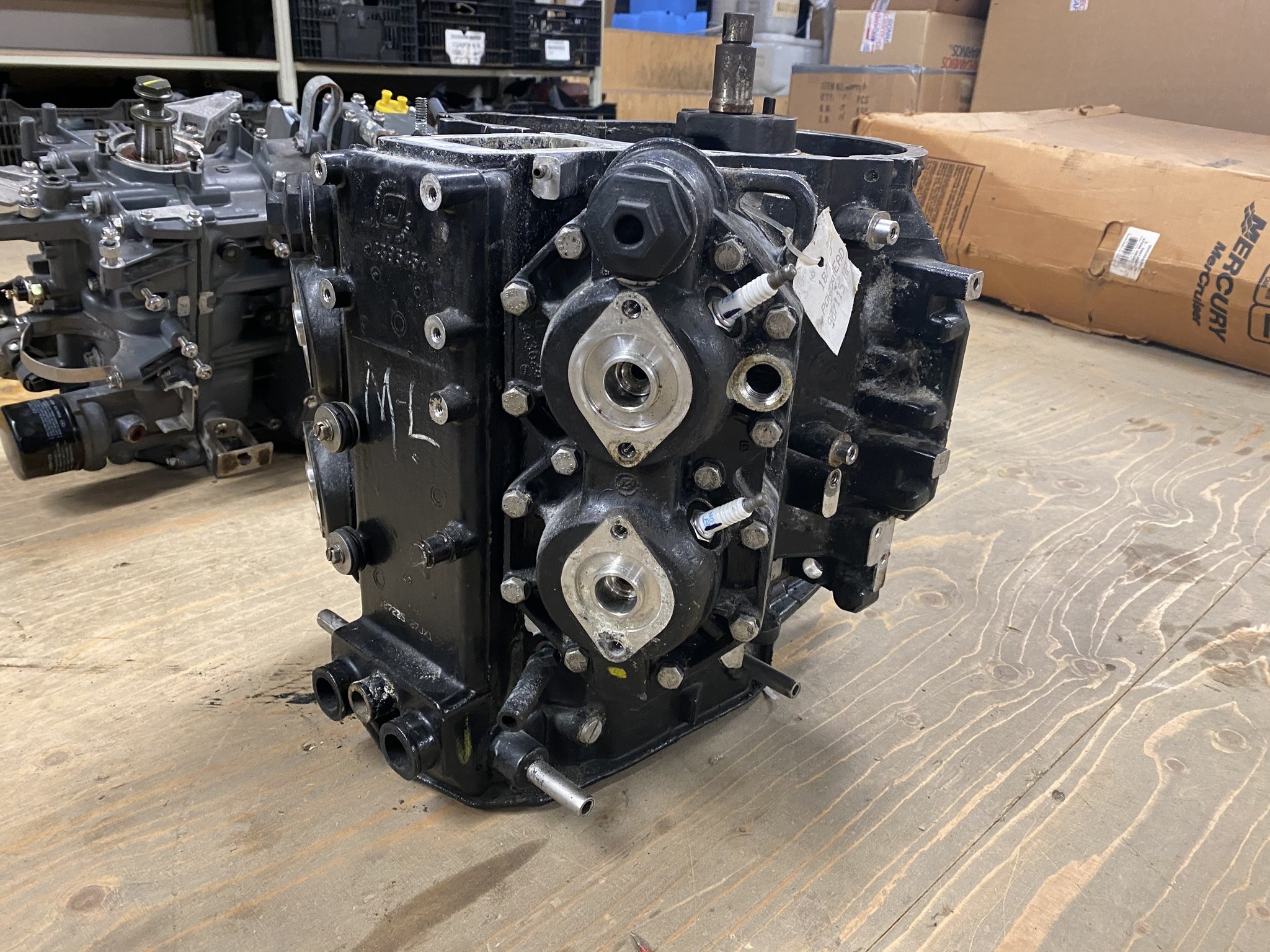 Complete engine block: OMC Johnson / Evinrude V4 75 -130 hp 0439546 ...