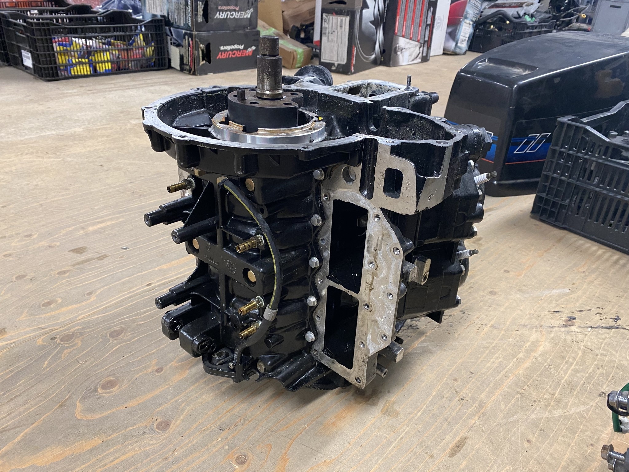 Complete engine block: OMC Johnson / Evinrude V4 75 -130 hp 0439546 ...