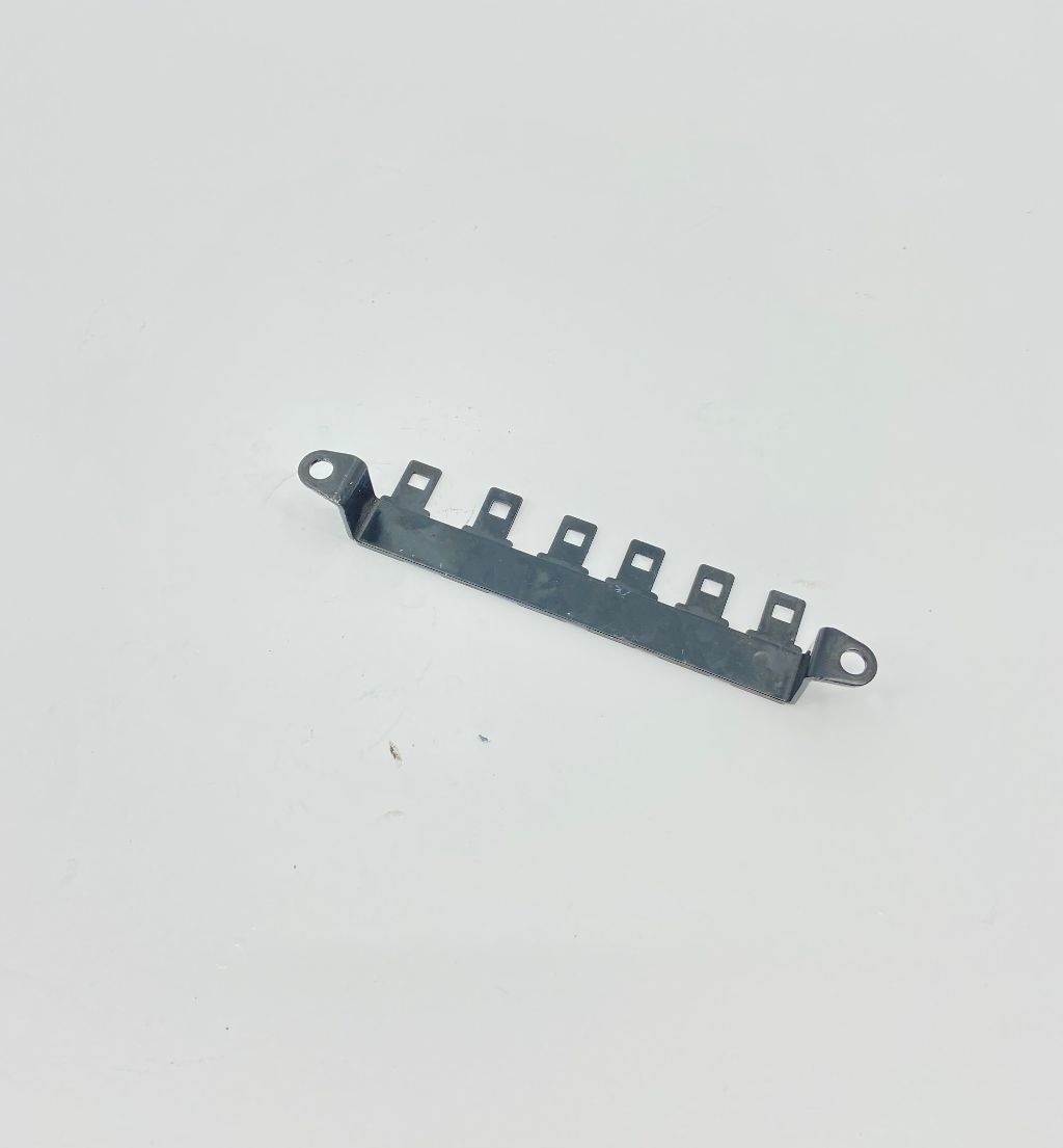 Honda 75/90 HP 4Stroke Connector Bracket (32108-ZW1-010) - Allesmarine.de