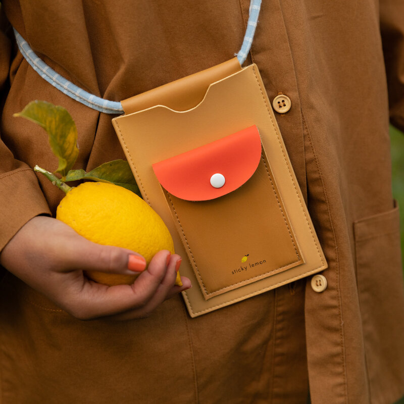 Sticky Lemon Sticky lemon: phone pouch XL | farmhouse | pear jam