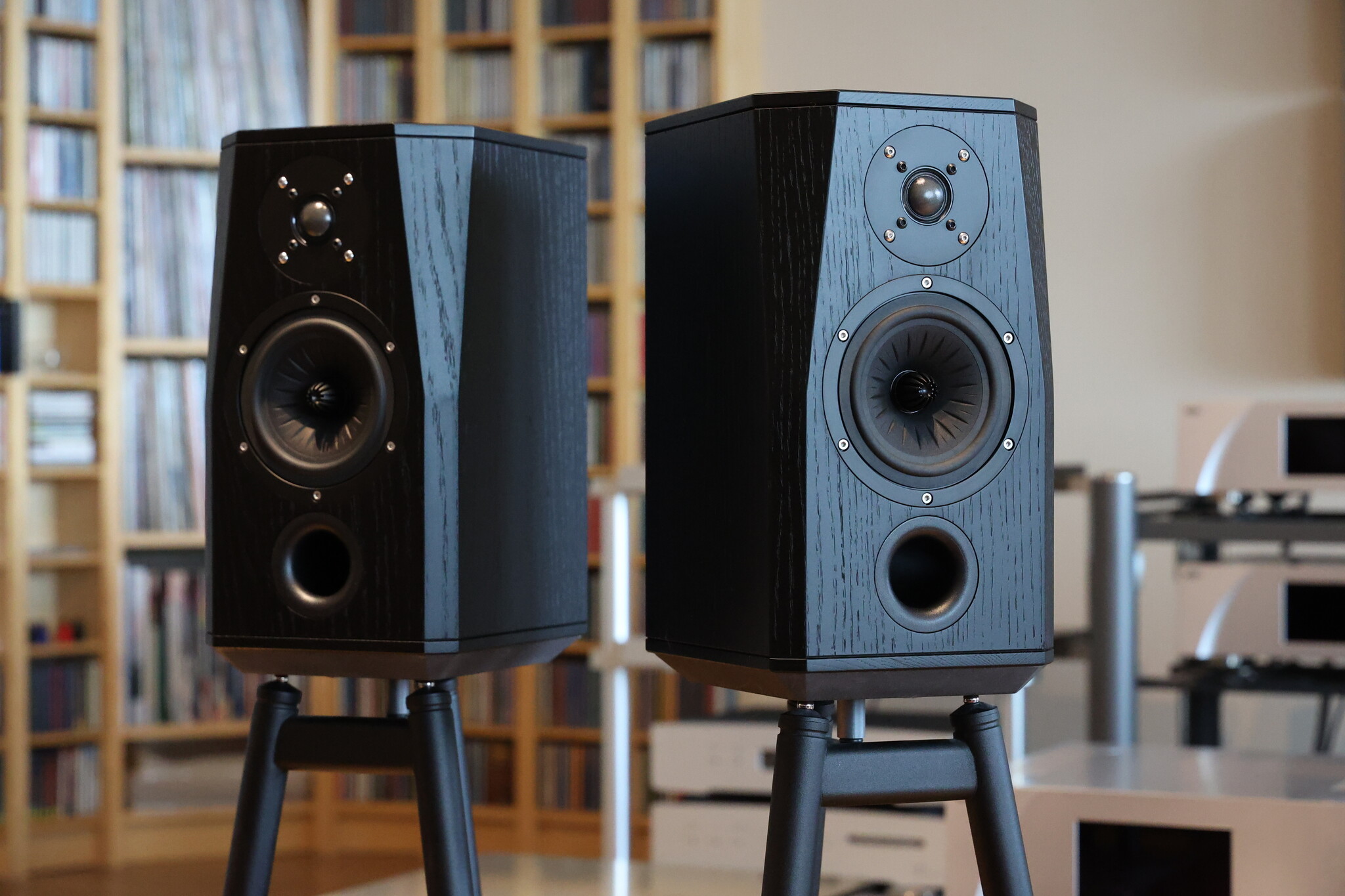 Driade Premium Model 9 monitor speaker - Bender hifi