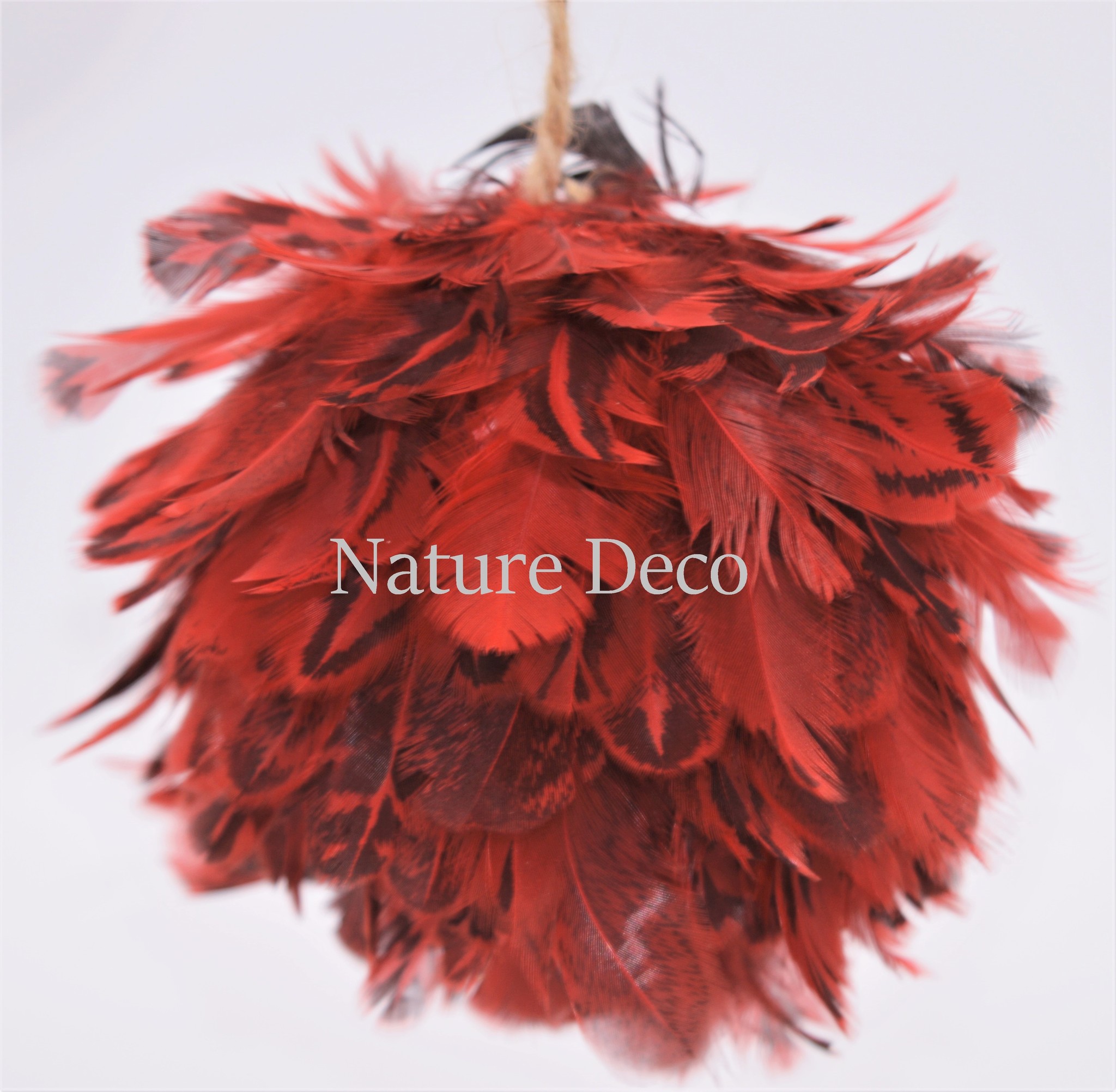 Featherball Red - Nature Deco