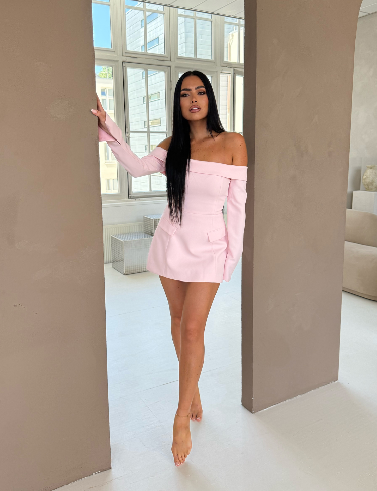 Unique The Label Emily Dress - Powder Pink - Eddy's Eindhoven