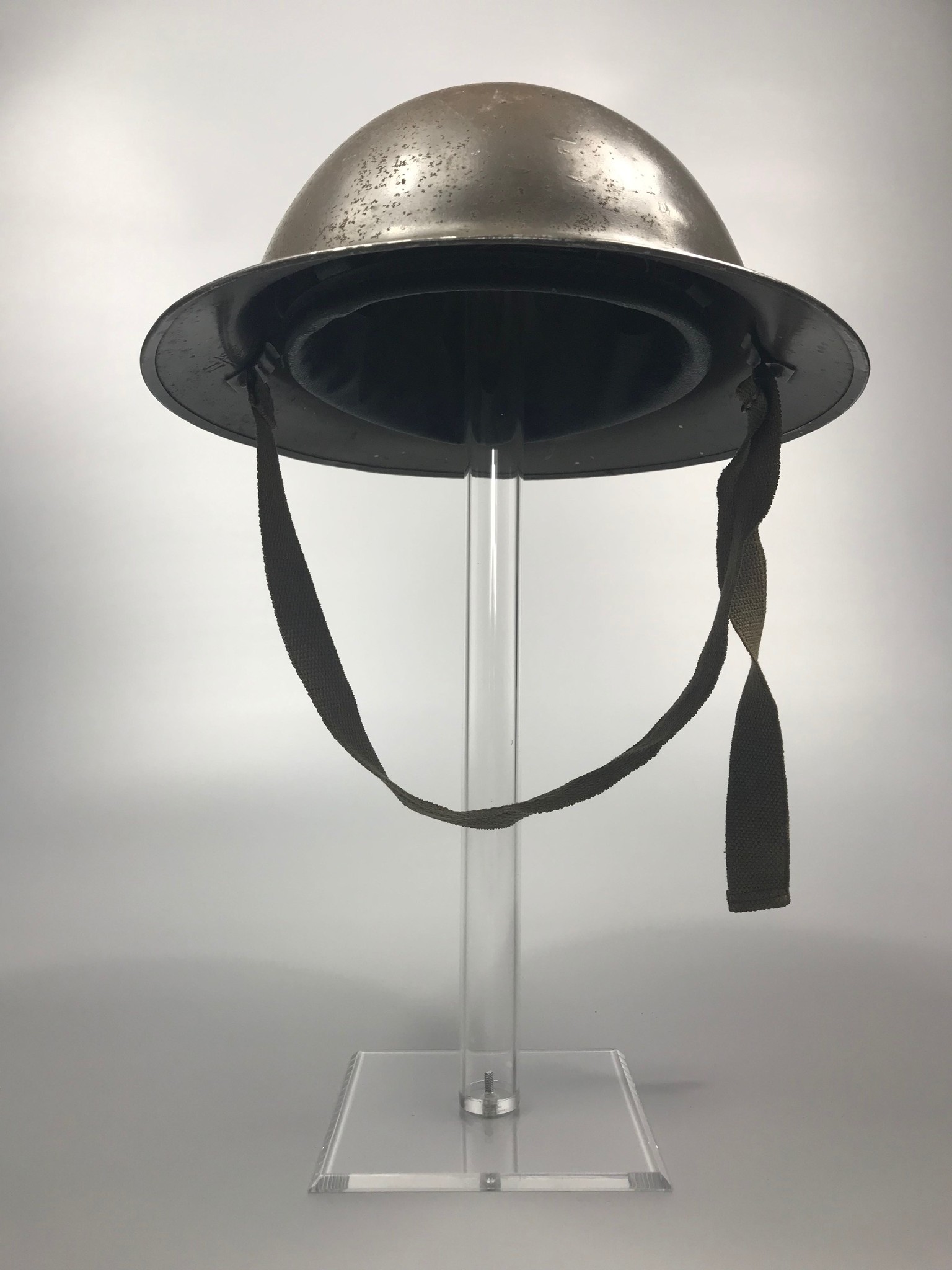 Standaard Voor Helmen / (Veld)Petten / Hoeden / 37 cm - Showmycollection