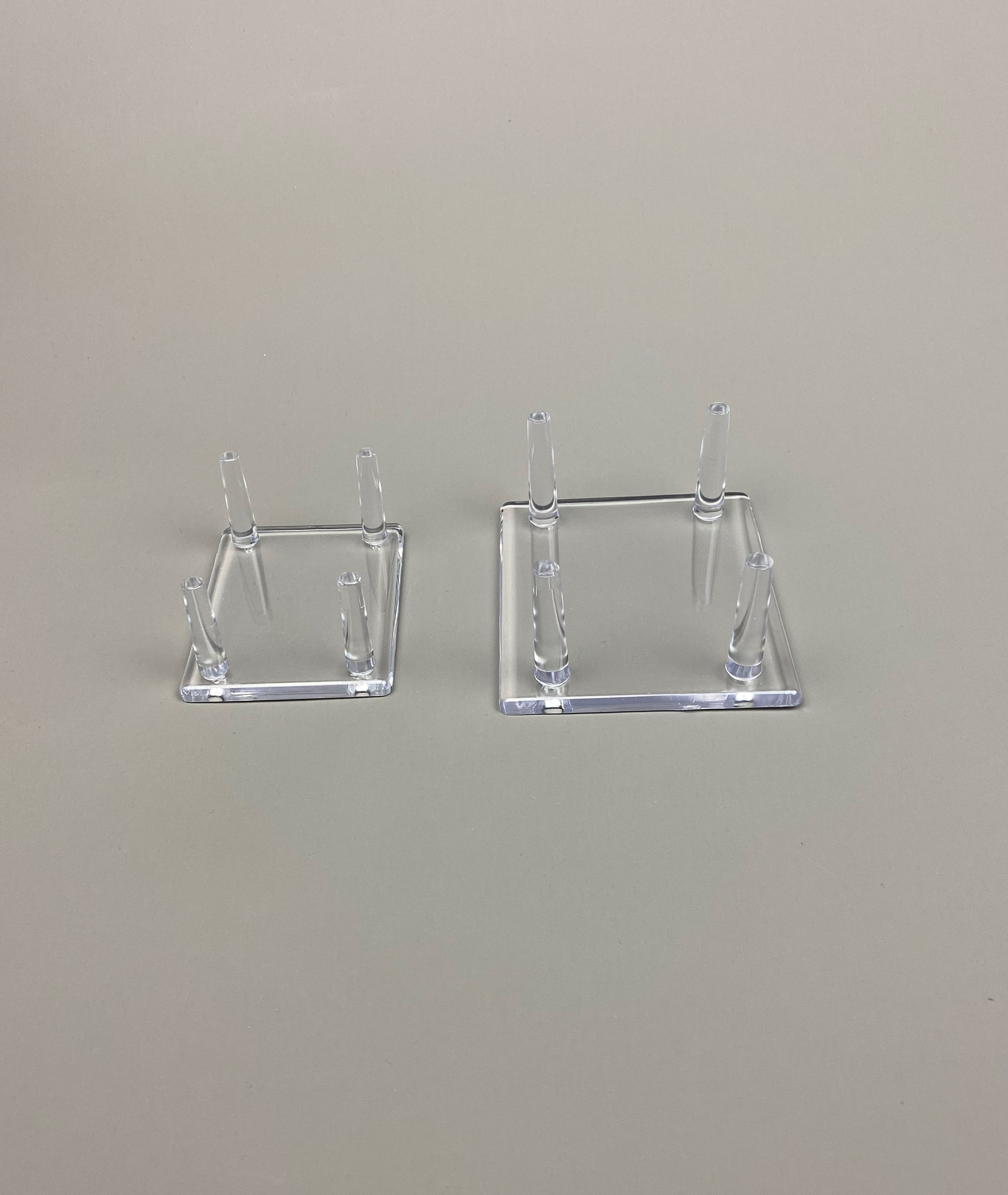 Rectangular Acrylic 4-Pin Display / For Stones / Minerals / Fossils ...