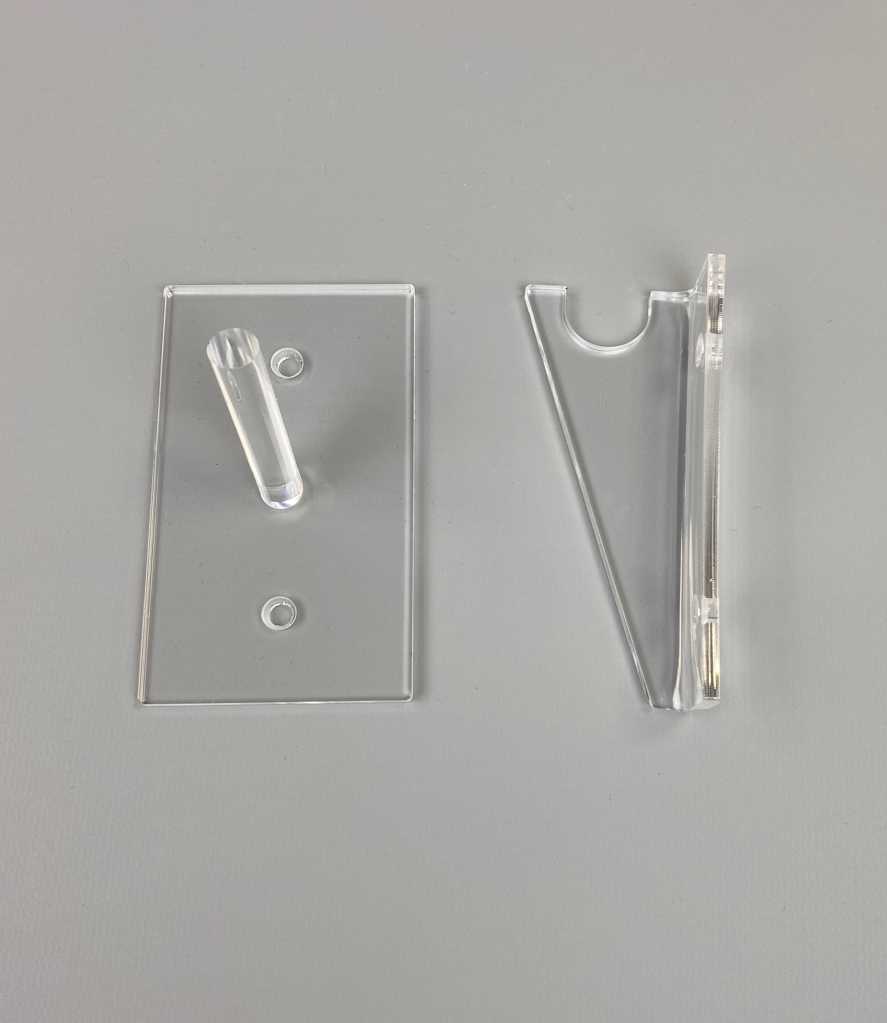 Wall Mounted Acrylic Pistol / Revolver Display - Showmycollection