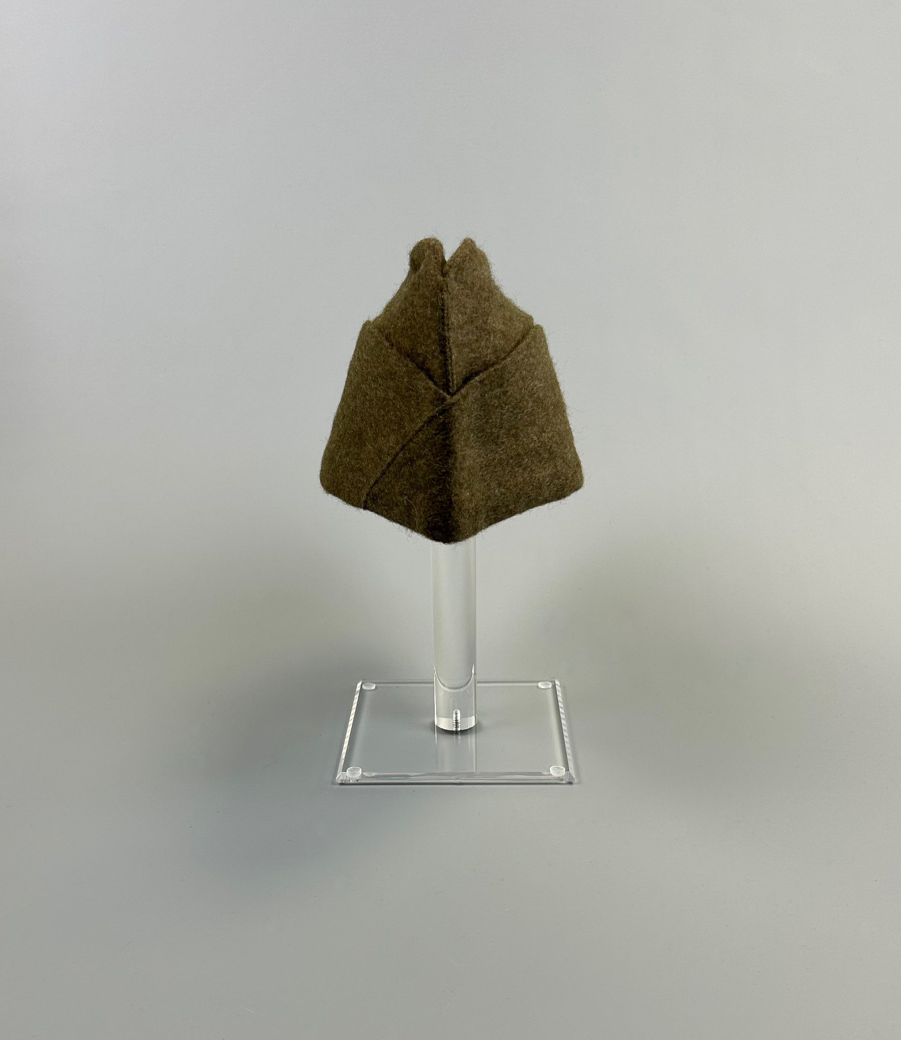 Display Stand For Garrison Caps / Size 56 - 57 - Showmycollection