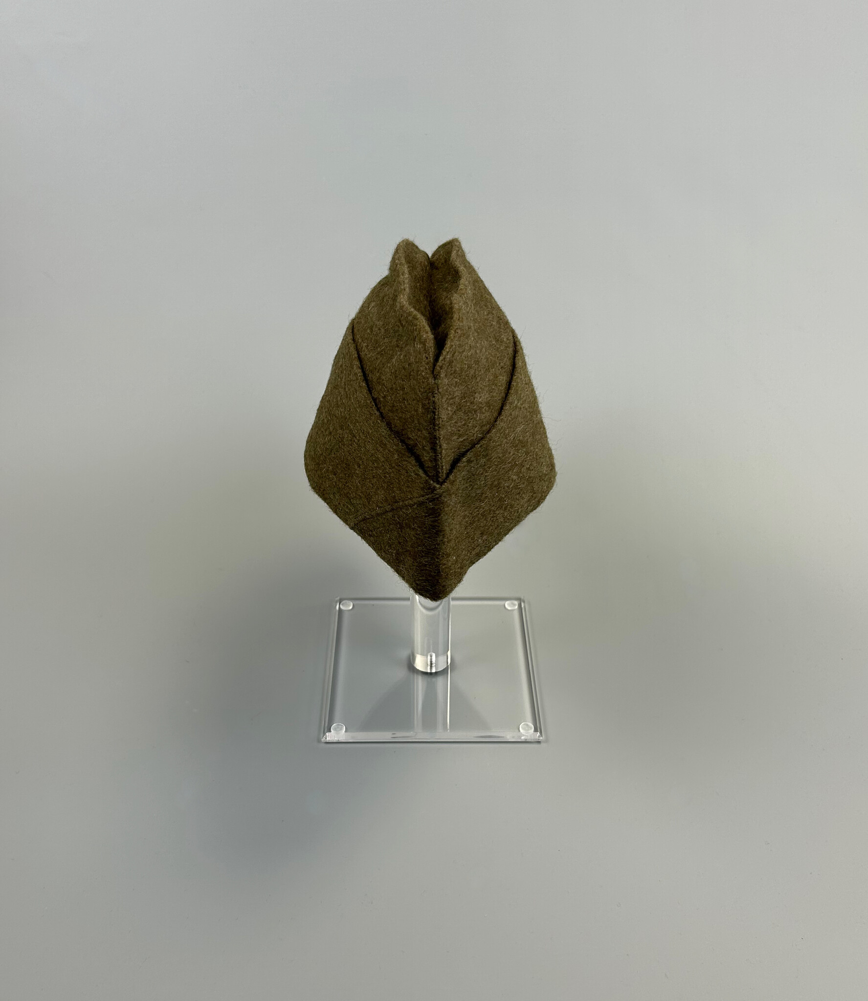 Display Stand For Garrison Caps / Size 56 - 57 - Showmycollection