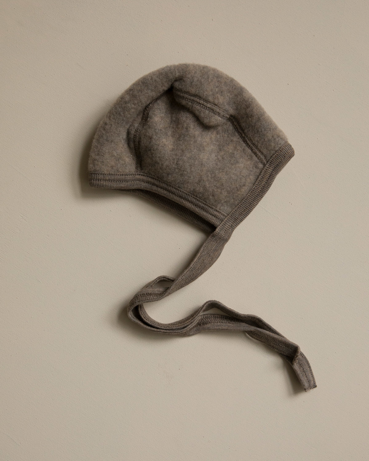 Engel Natur bonnet wool fleece - walnut: warm and soft! | Ziloen - Ziloen