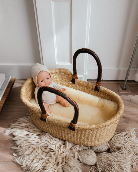 Fair Trade Handwoven Moses doll basket | Ziloen - Ziloen